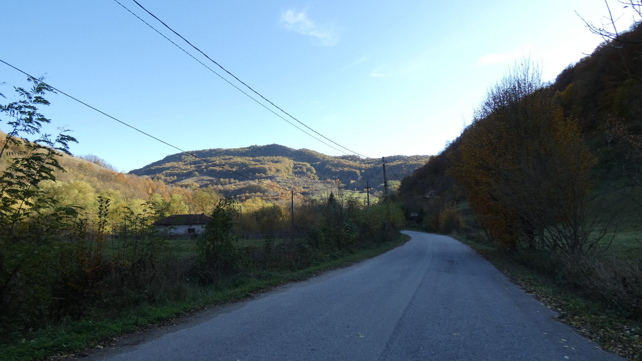 Călătorie la Brad, județul Hunedoara - Drumeț cu mașină
